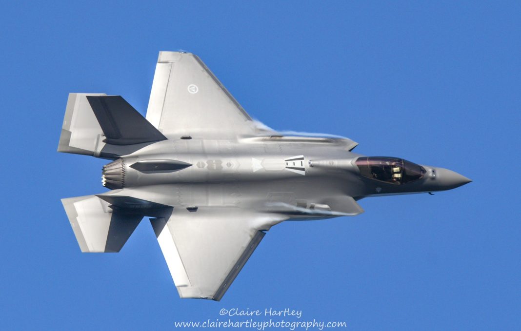 Su-57 vs F-35: Which Fighter Jet Meets India's Air Defence Needs?