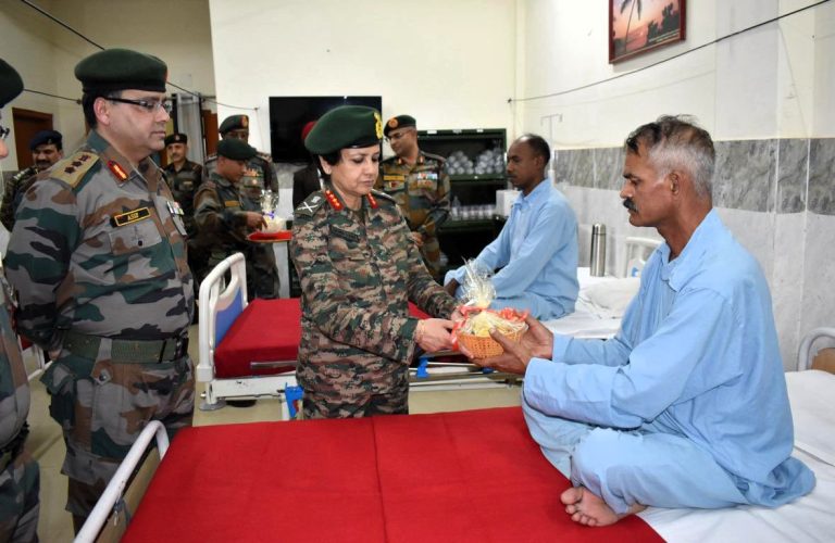Lt Gen Sadhna S Nair Visits Military Hospital Masimpur