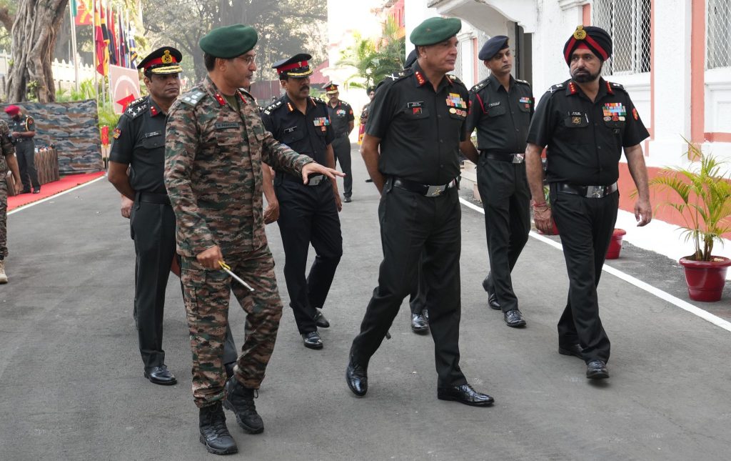 Lt Gen Dhiraj Seth Oversees Annual Inspection of Southern Command’s MG ...