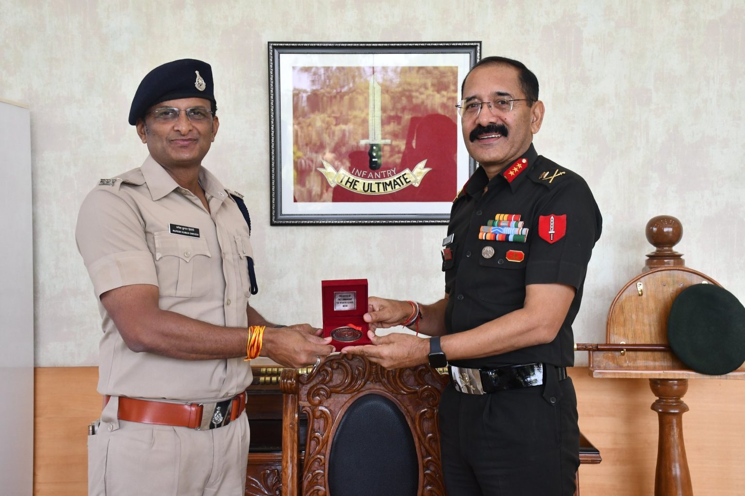 Lt Gen Gajendra Joshi Felicitates Indore Rural SP and Addl SP for ...