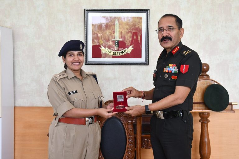 Lt Gen Gajendra Joshi Felicitates Indore Rural SP and Addl SP for ...