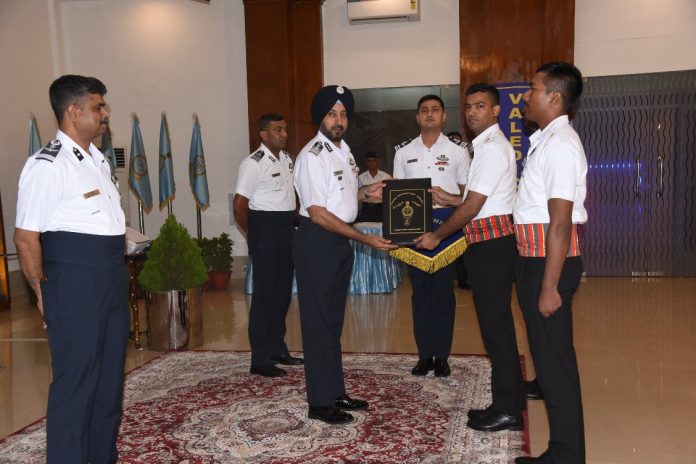 Air Marshal Tejbir Singh Presides Over Valedictory Function of 158th ...