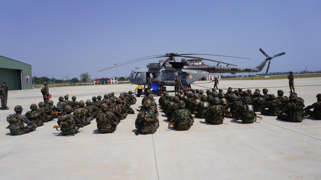 Indian Army and Air Force Conduct Joint Heliborne Exercise to ...