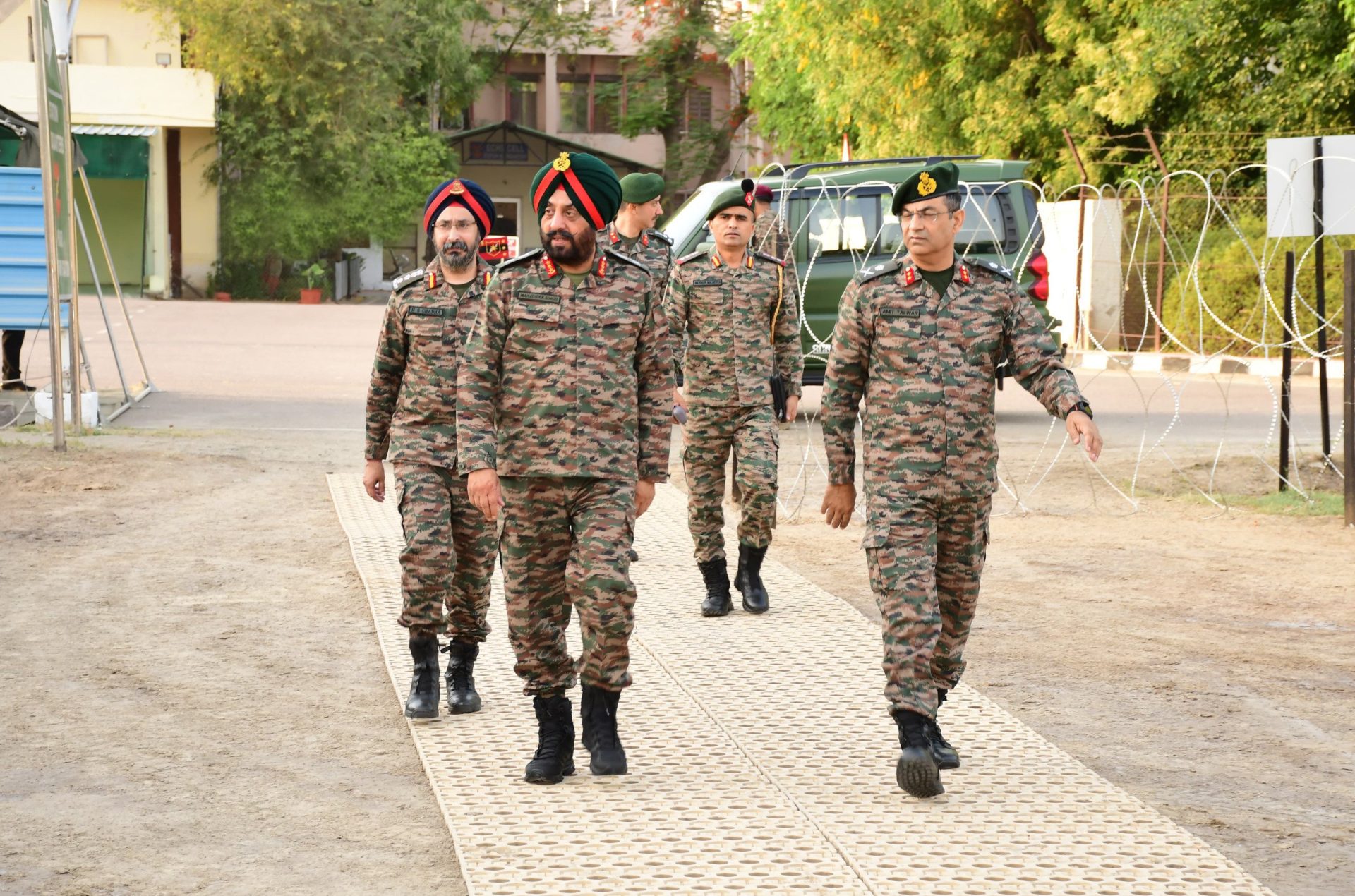 Lt Gen Manjinder Singh Reviews Operational Readiness of Dot On Target Division