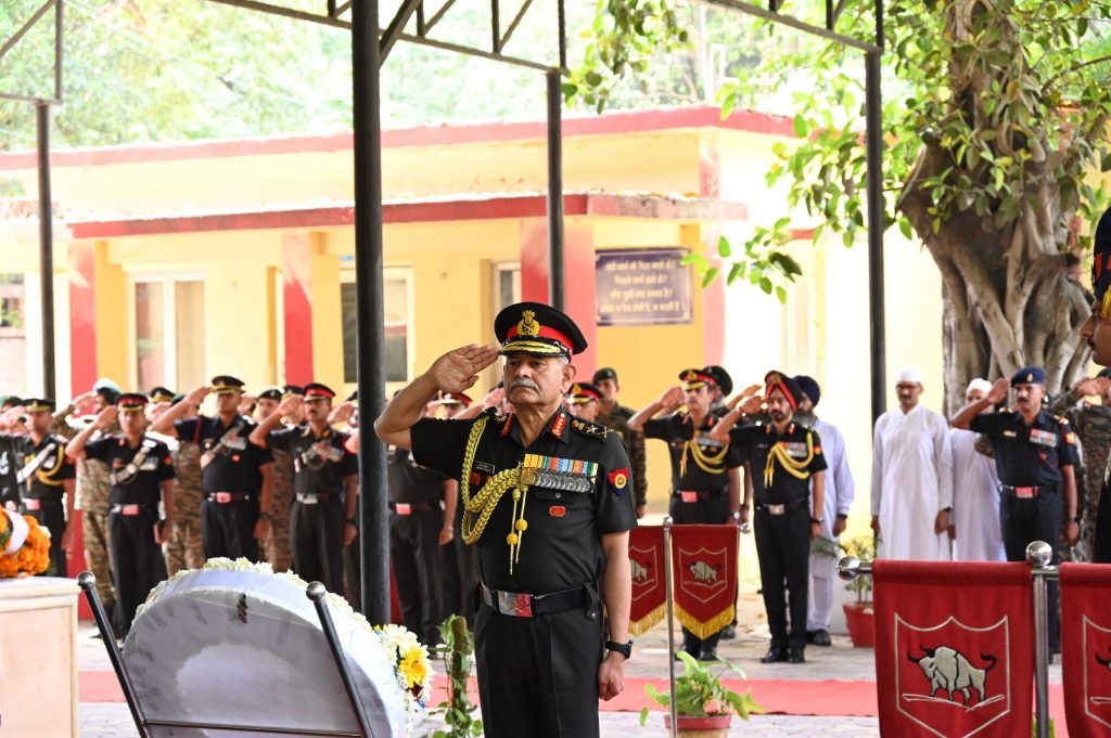 General Upendra Dwivedi Pays Emotional Tribute to Fallen Comrade Naib ...