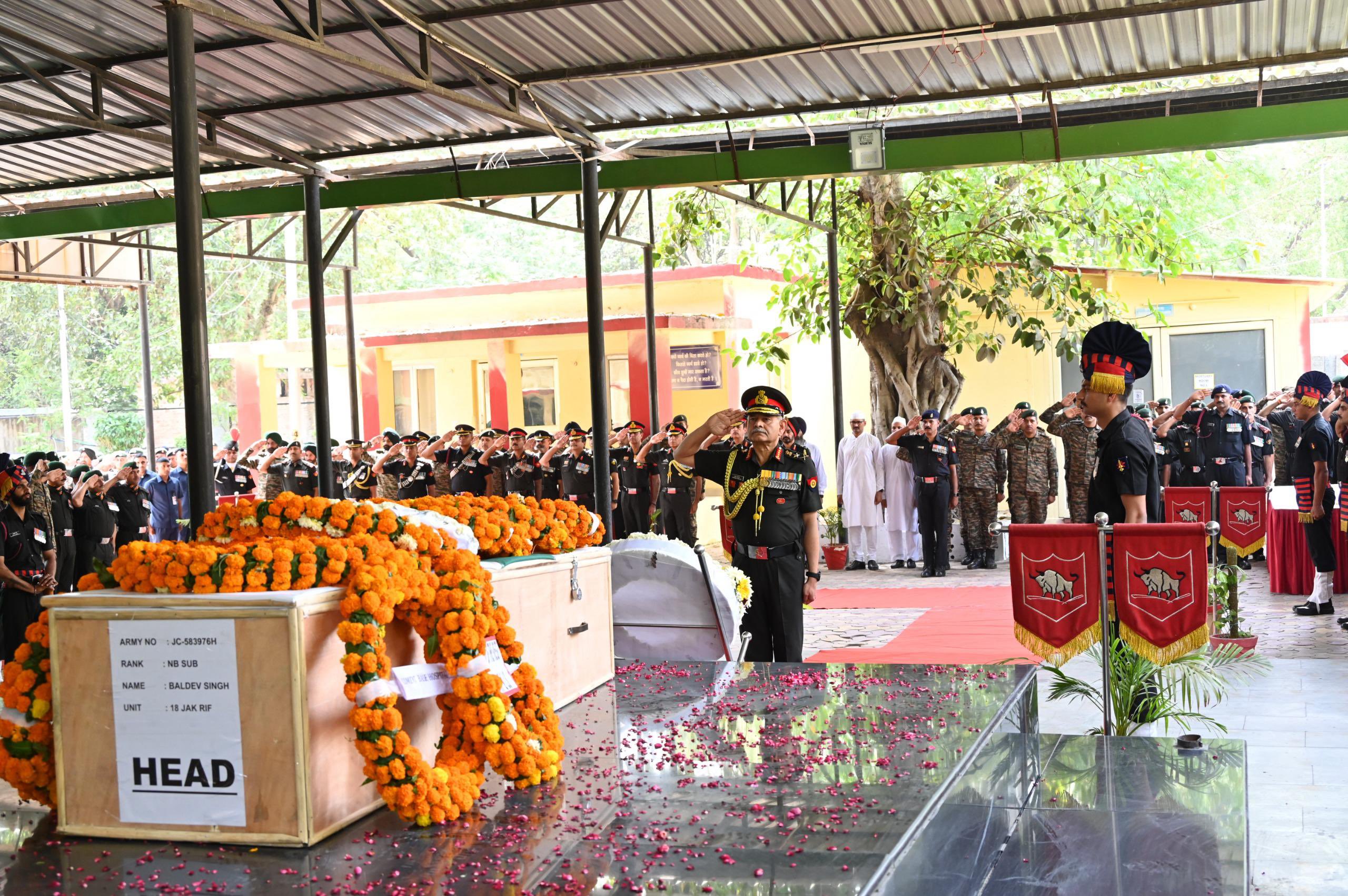 General Upendra Dwivedi Pays Emotional Tribute to Fallen Comrade Naib ...