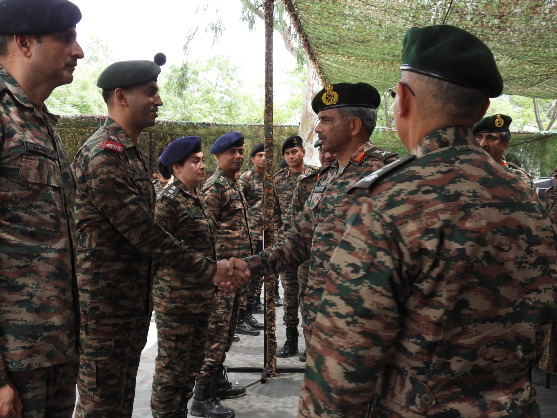 Lt Gen Manoj Kumar Katiyar Reviews Kharga and Vajra Corps Readiness