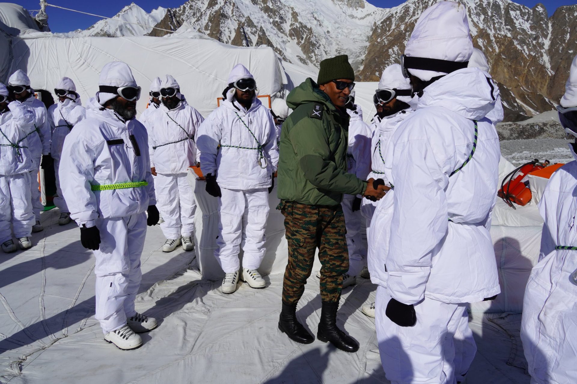 Lt Gen Pratik Sharma Visits Siachen Glacier, Honors Fallen Soldiers