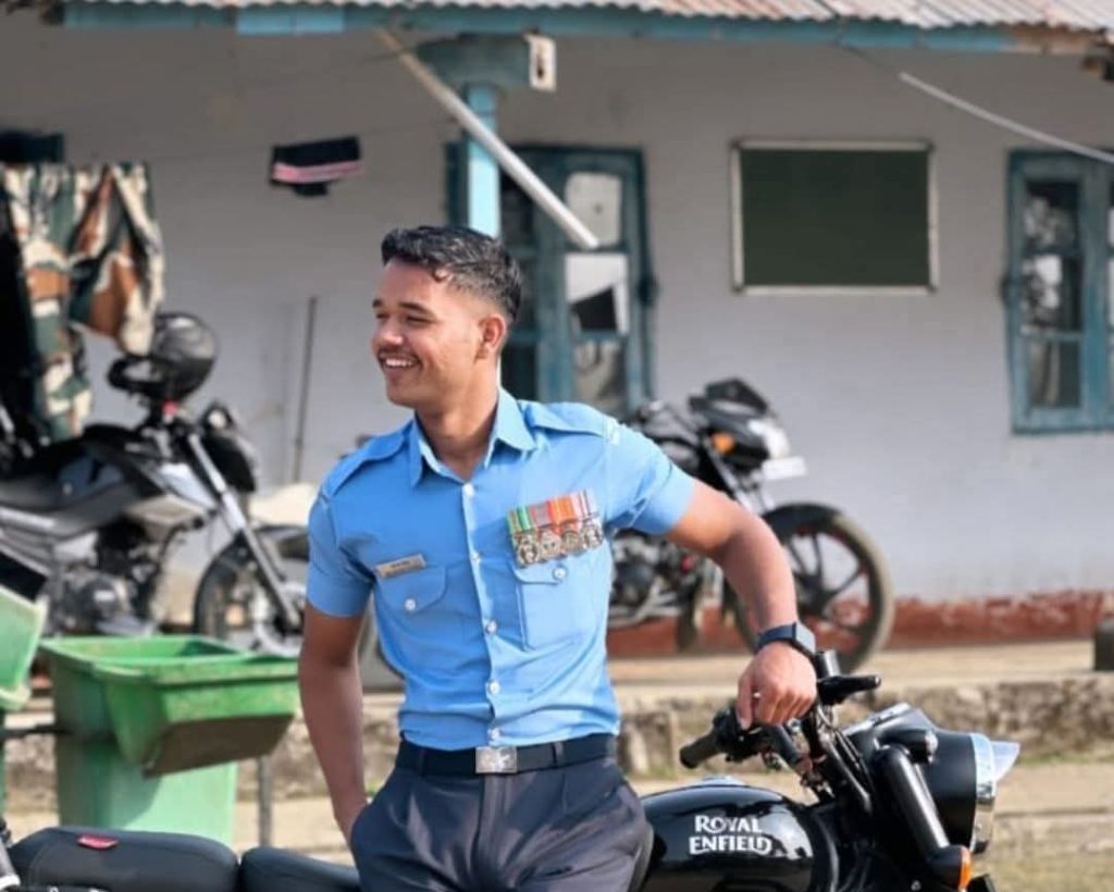 Rajasthan Air Force Jawan Saurabh Singh Laid to Rest with Full Military ...