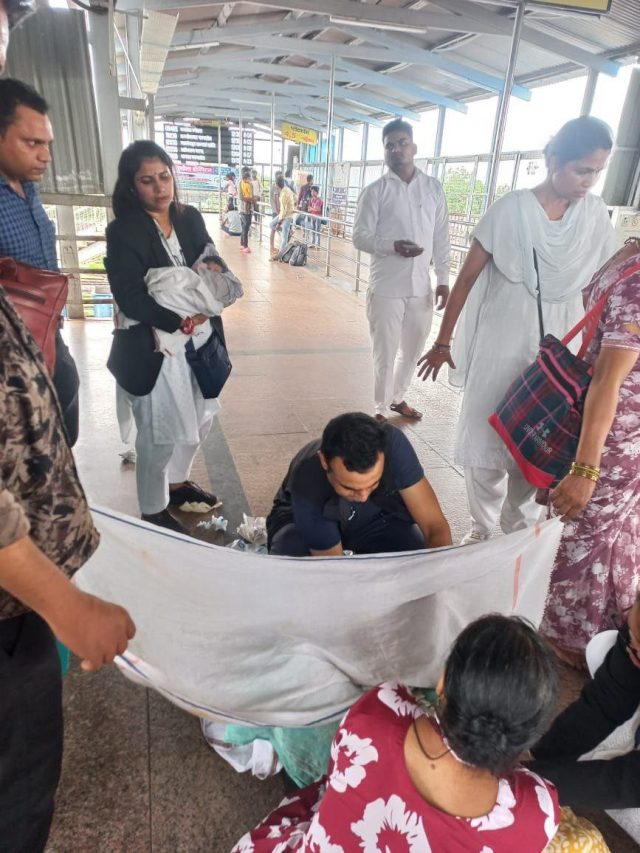 Meet Major Rohit Bachwala: AFMC Officer Who Helped Deliver a Baby at ...