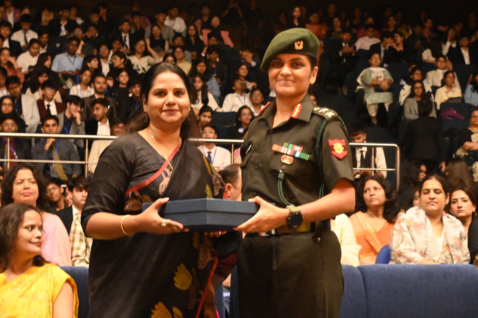 Indian Army Women Officers Inspire Students at Lucknow Model UN