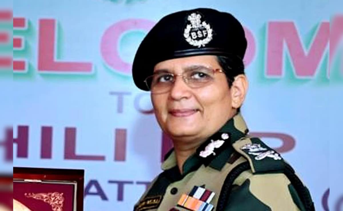 Meet IPS Sonali Mishra: First Woman to Be Appointed as Director General of the Railway ...