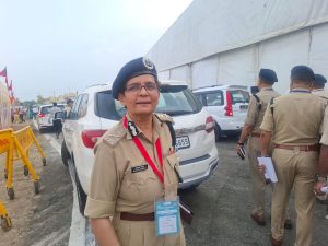 Meet IPS Sonali Mishra: First Woman to Be Appointed as Director General ...