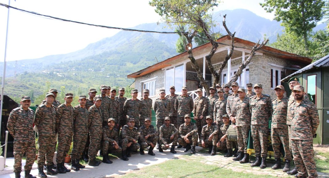 Northern Command Chief Reviews ‘Operation Shiva’ in North Kashmir Ahead ...