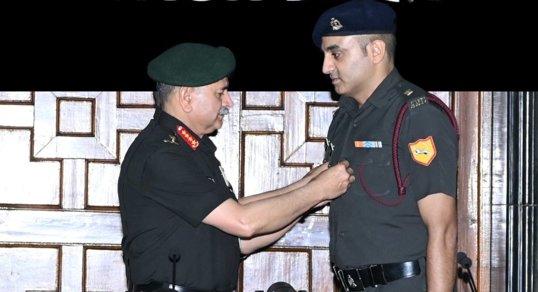 Major Rohit Bachwala Commended by Army Chief for Heroic Medical Aid at ...